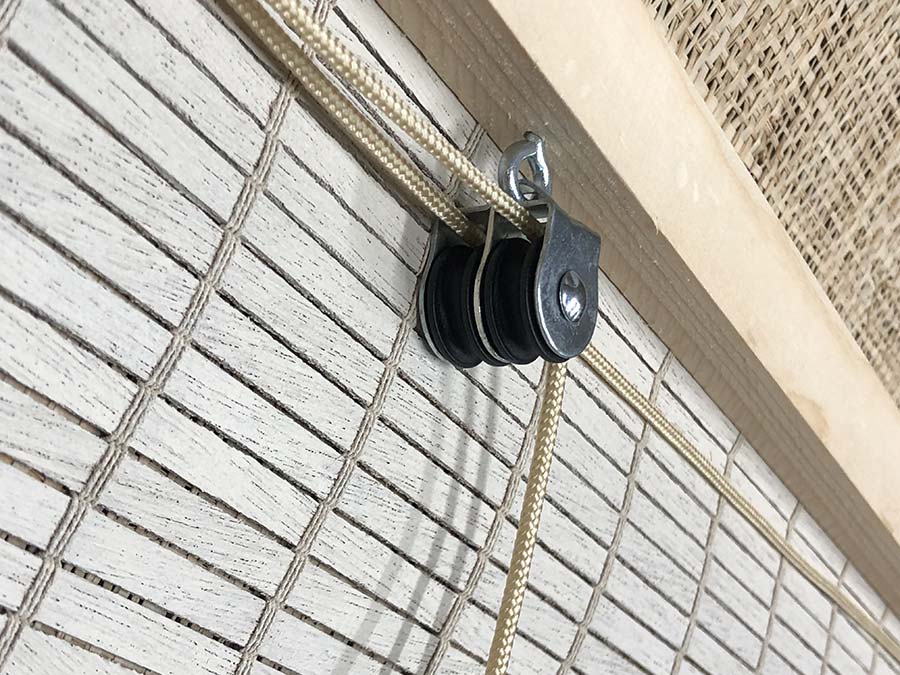 Fabrication de stores en bois à Nîmes - Stores à lames vénitiens