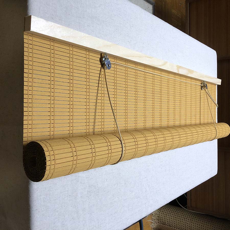 Fabrication de stores en bois à Nîmes - Stores à lames vénitiens